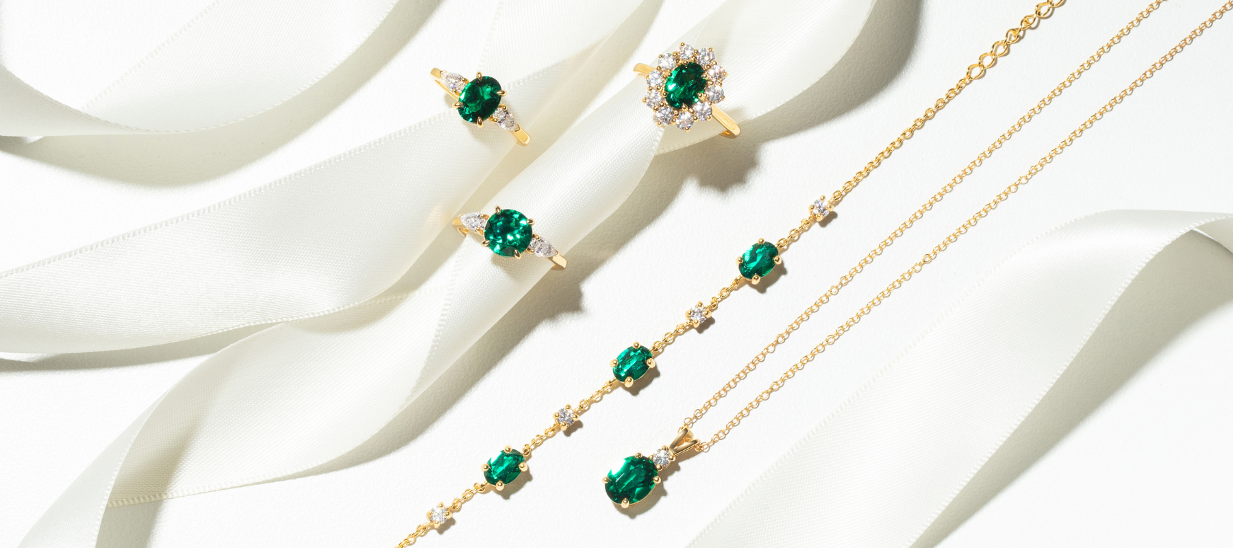 What Does Emerald Symbolise? Meaning, Symbolism & Jewellery Guide
